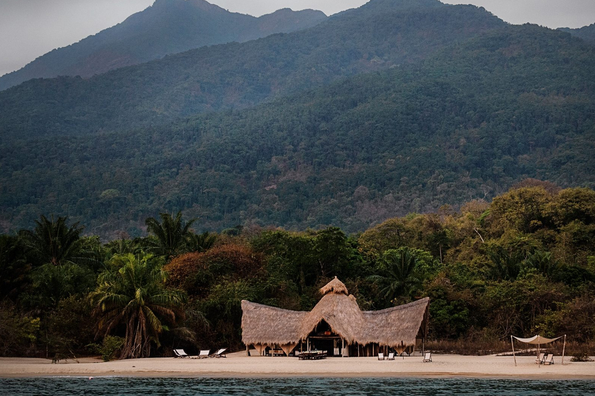 Mahale Mountains National Park - Lion View Tours